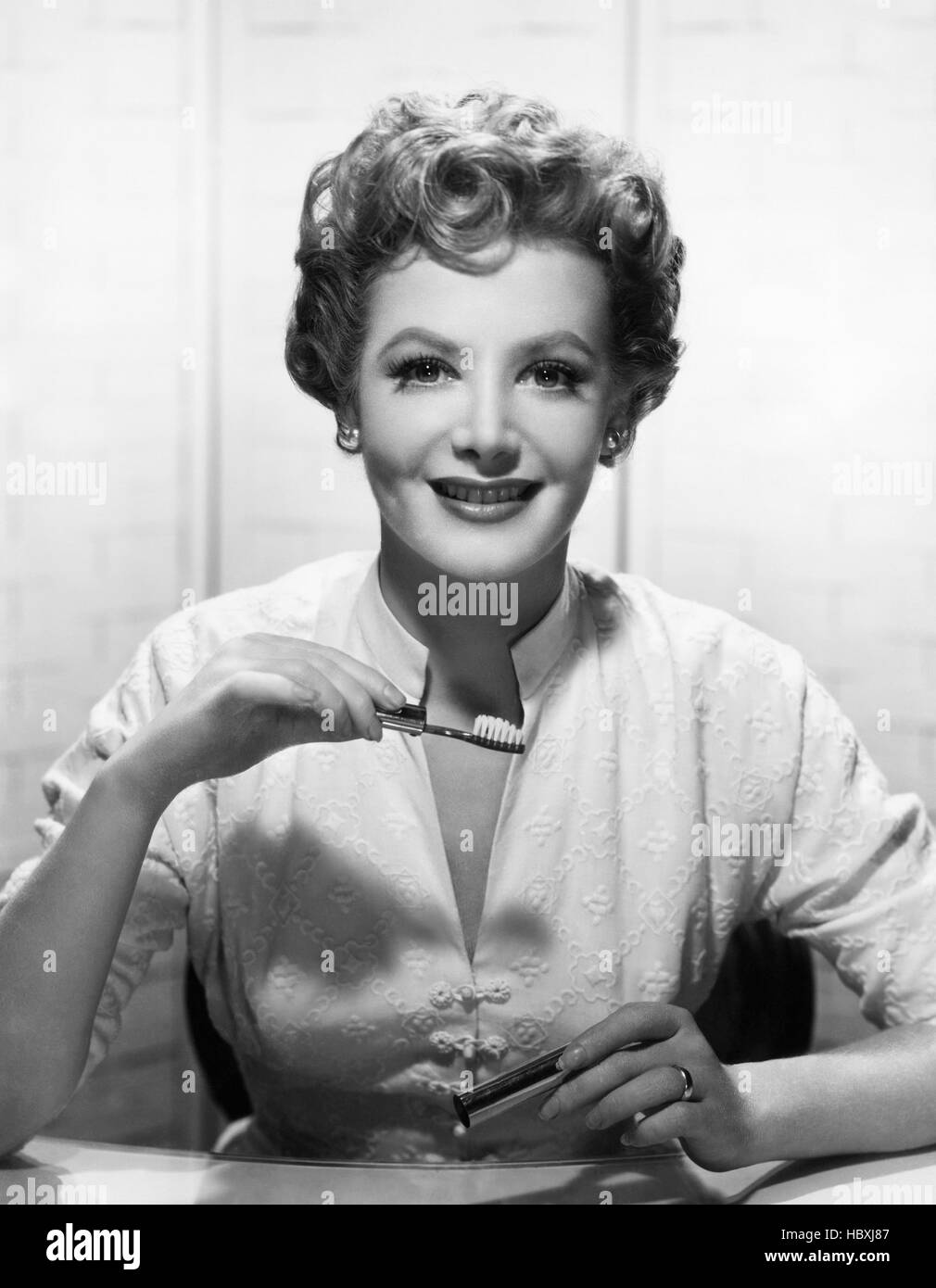 THE GREAT DIAMOND ROBBERY, Cara Williams, 1953 Stock Photo - Alamy