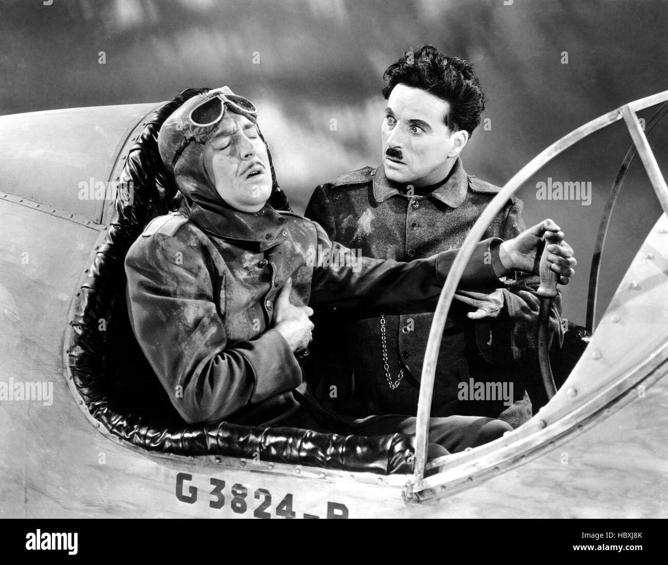 THE GREAT DICTATOR, from left: Reginald Gardiner, Charles Chaplin, 1940 ...