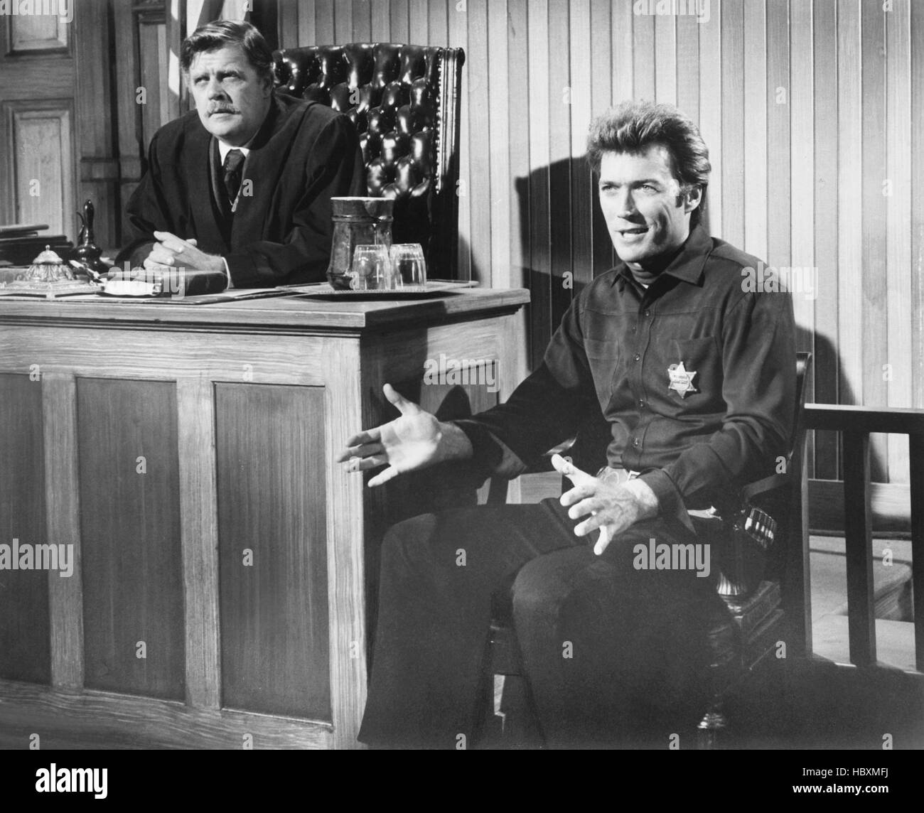 HANG 'EM HIGH, from left: Pat Hingle, Clint Eastwood, 1968 Stock Photo ...