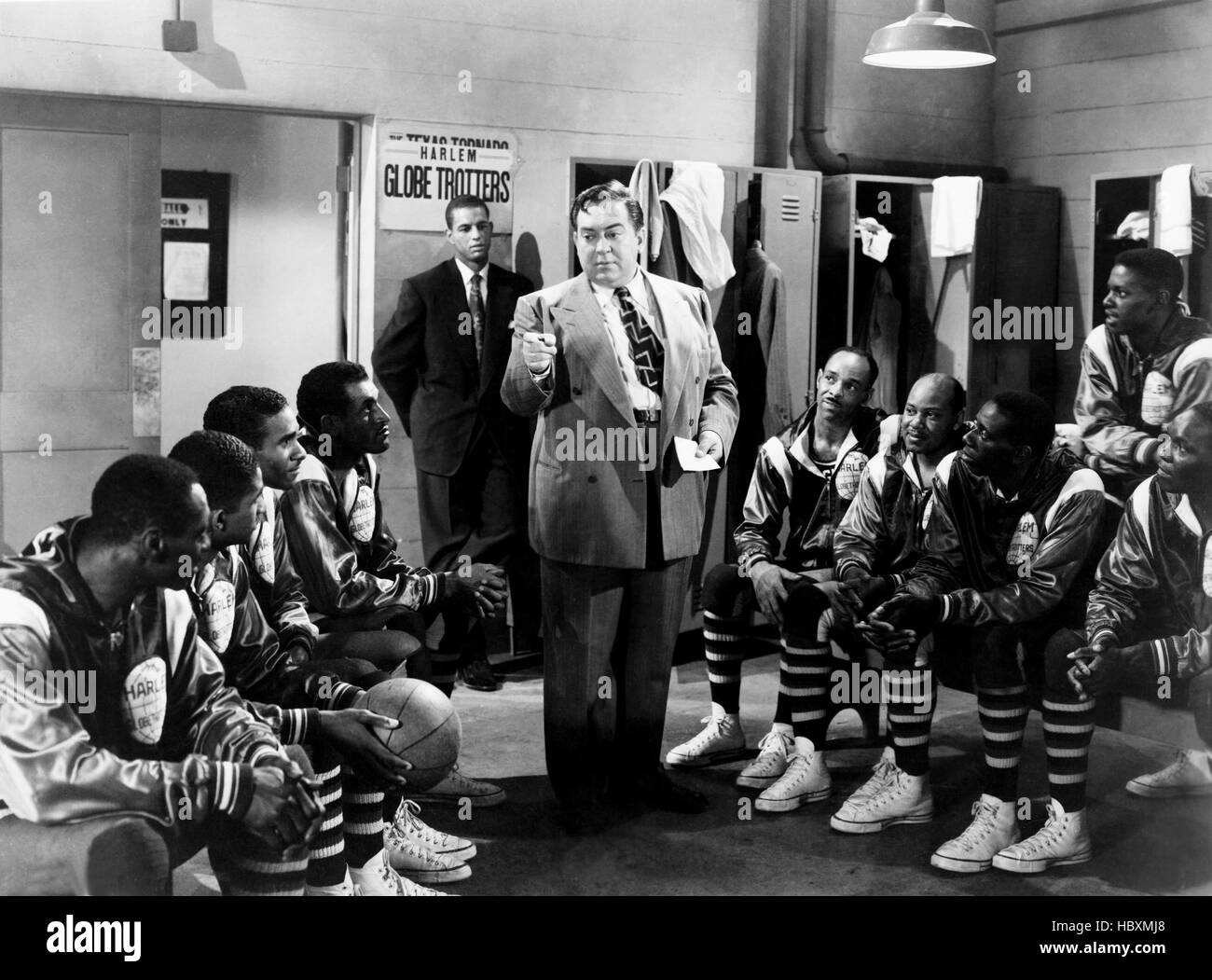 THE HARLEM GLOBETROTTERS, Thomas Gomez, (center), 1951 Stock Photo - Alamy