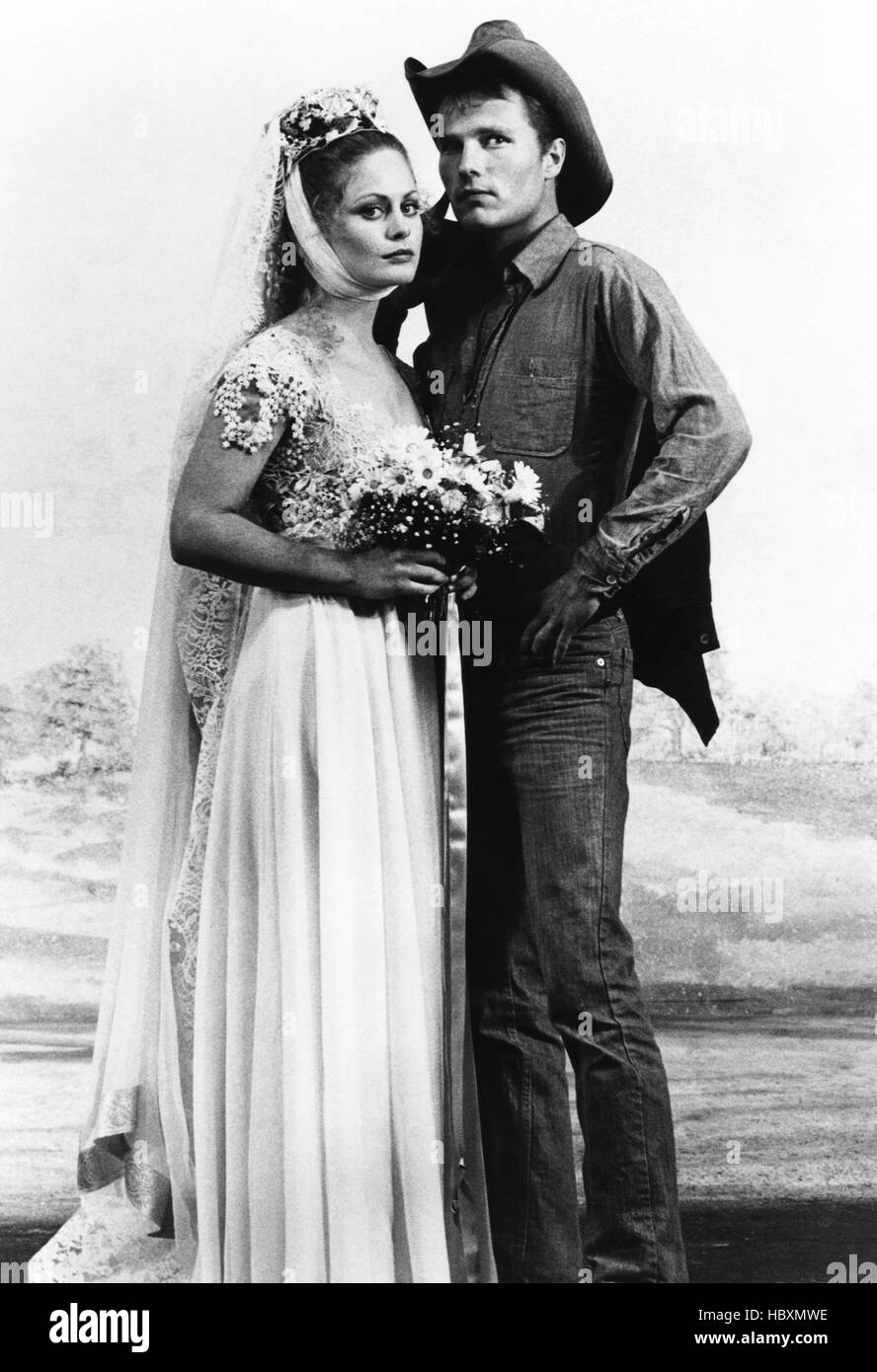 HAIR, from left: Beverly D'Angelo, John Savage, 1979, © United Artists ...