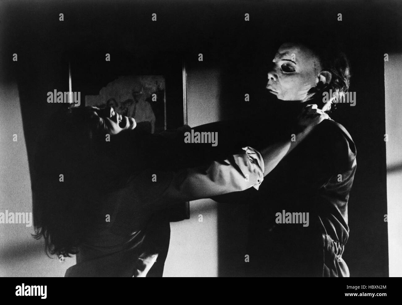 HALLOWEEN, Jamie Lee Curtis, Tony Moran as Michael Myers, 1978 ...