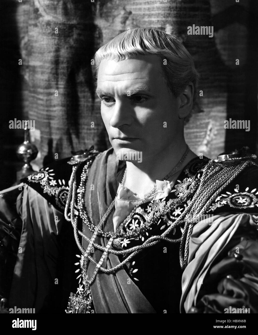 HAMLET, Laurence Olivier, 1948 Stock Photo - Alamy