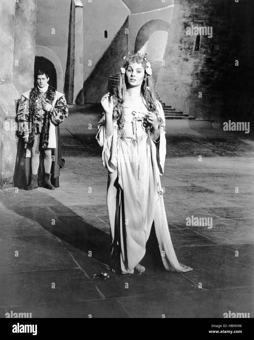 HAMLET, from left, Terence Morgan, Jean Simmons, 1948 Stock Photo - Alamy