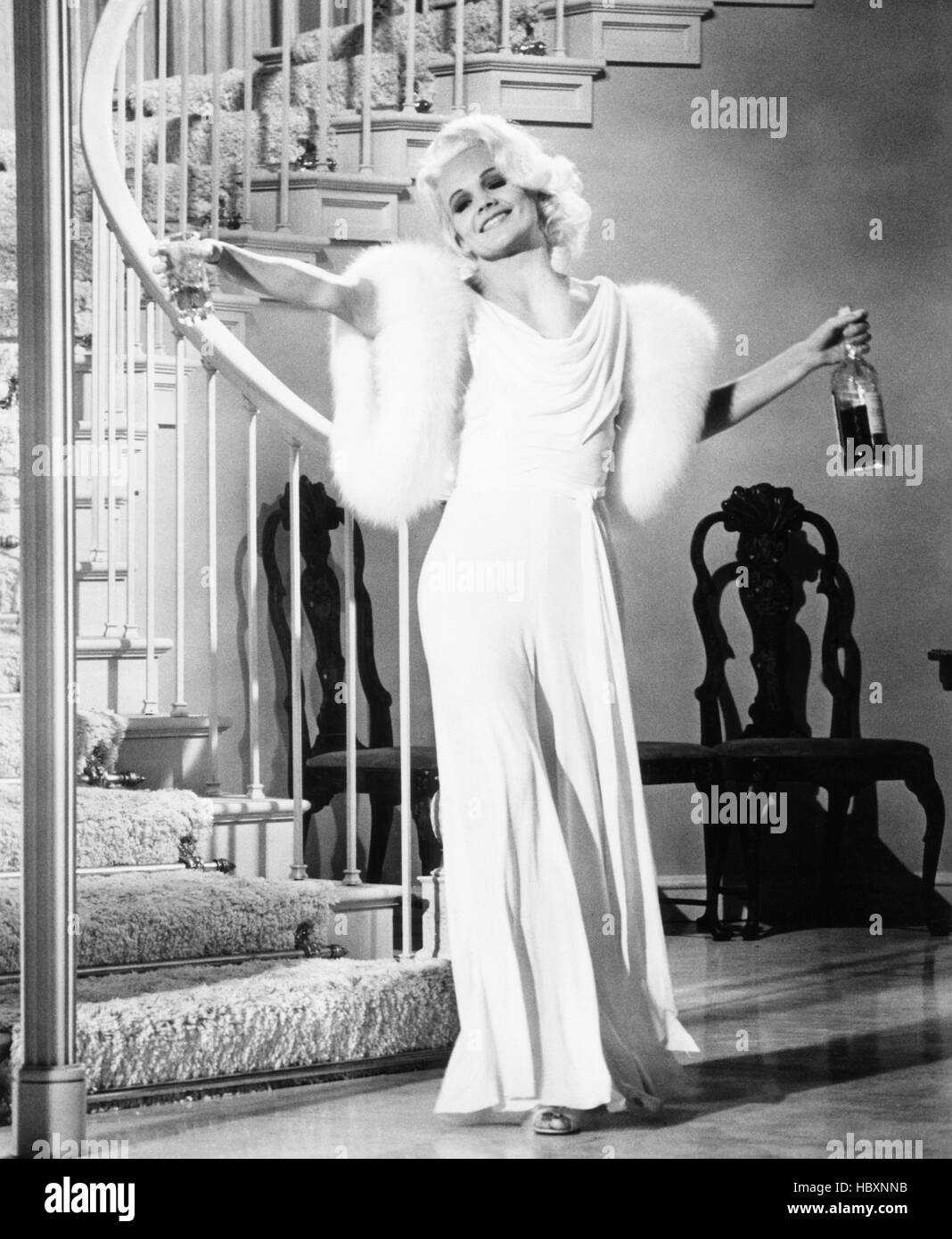 HARLOW, Carroll Baker as Jean Harlow, 1965 Stock Photo - Alamy