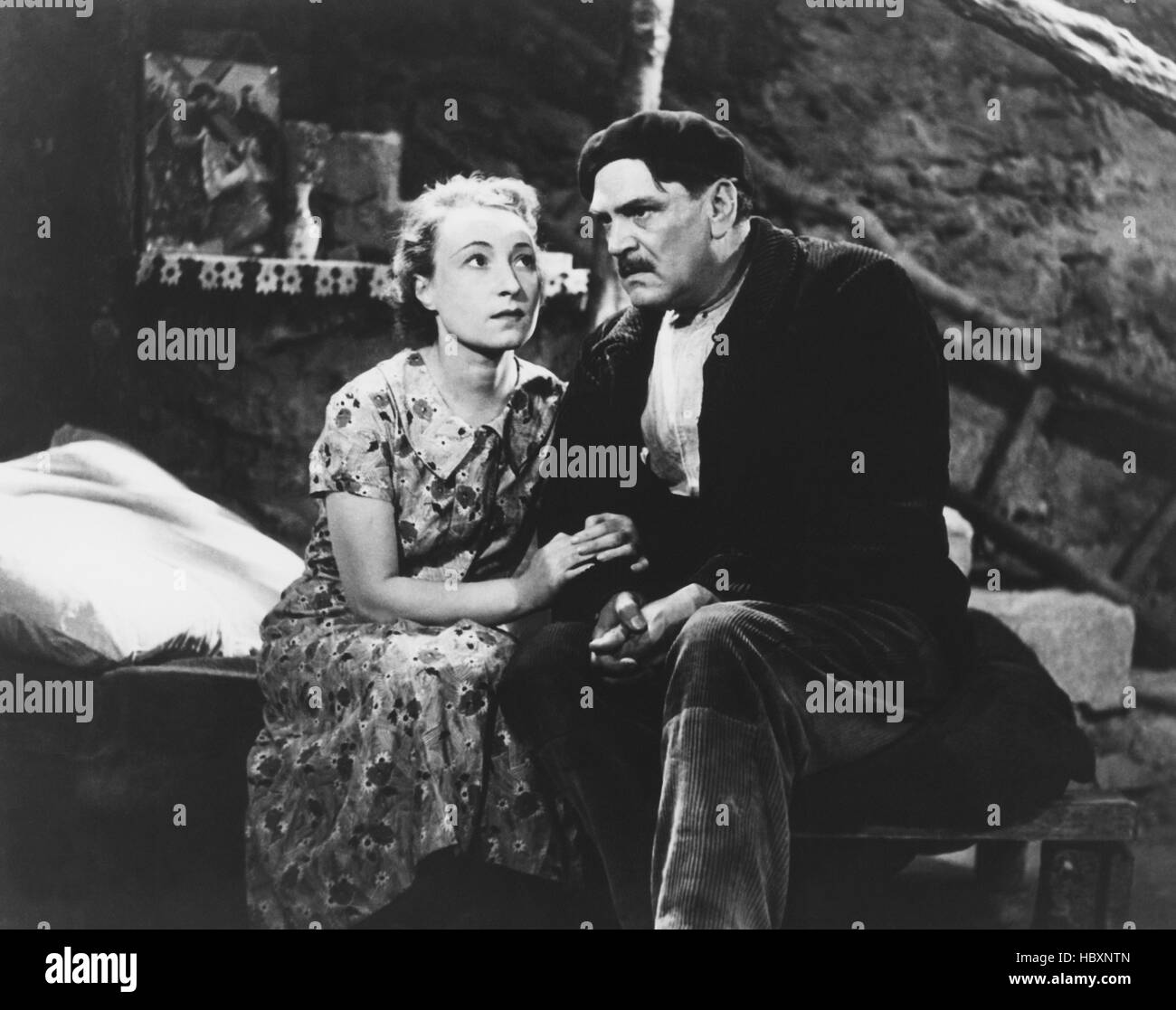 HARVEST, (aka REGAIN), Orane Demazis, Gabriel Gabrio, 1937 Stock Photo ...