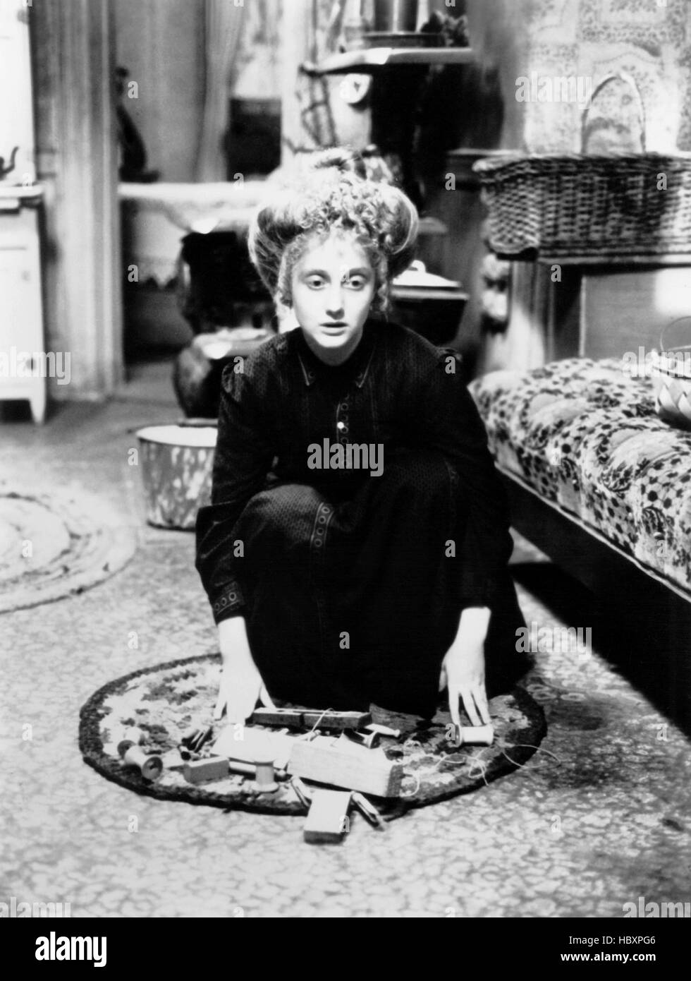 HESTER STREET, Carol Kane, 1975 Stock Photo - Alamy
