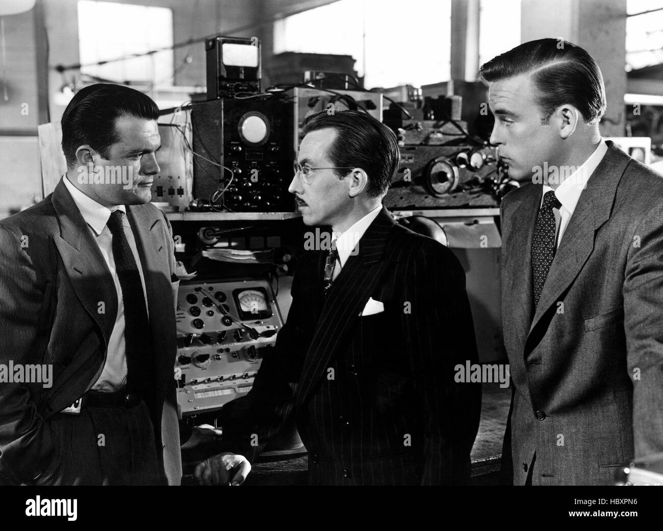 HE WALKED BY NIGHT, James Cardwell, Whit Bissell, Scott Brady, 1948 ...