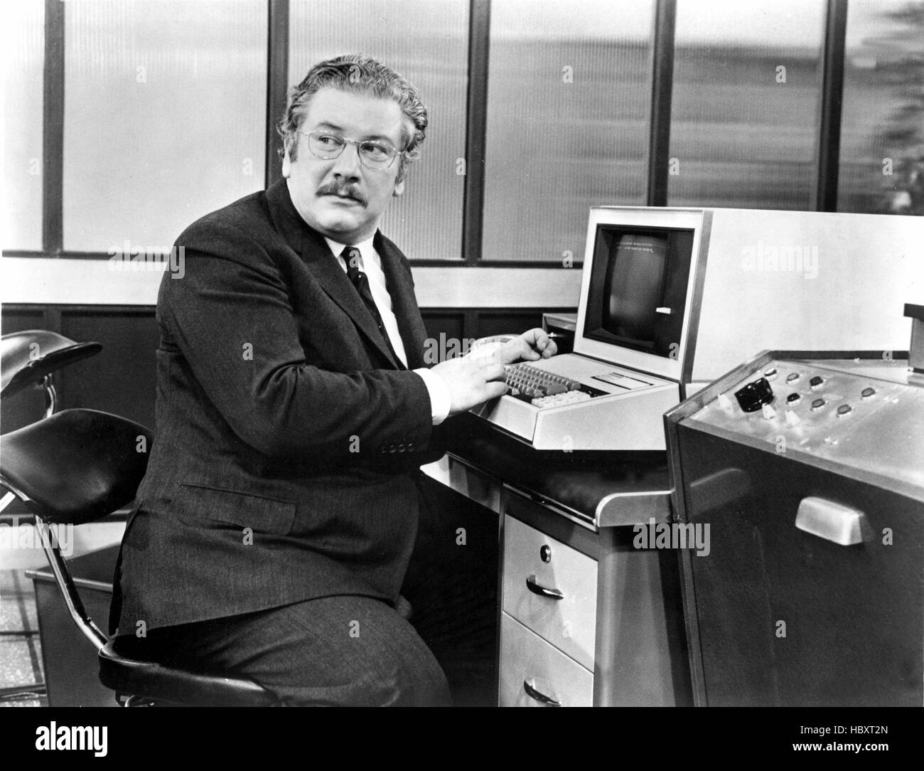 HOT MILLIONS, Peter Ustinov, 1968 Stock Photo - Alamy
