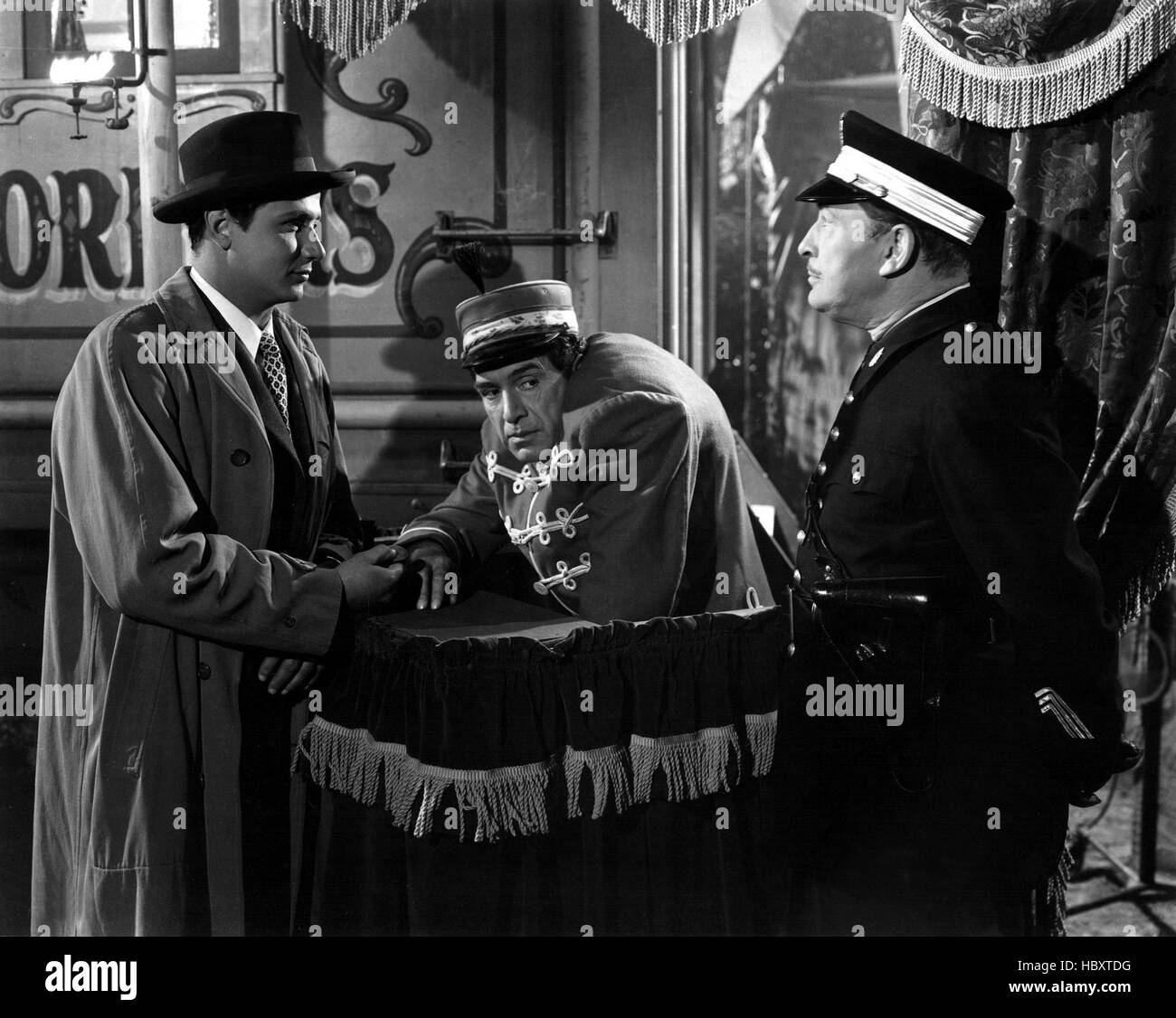 HOUSE OF FRANKENSTEIN, Peter Coe, J. Carrol Naish, Lionel Atwill, 1944 ...