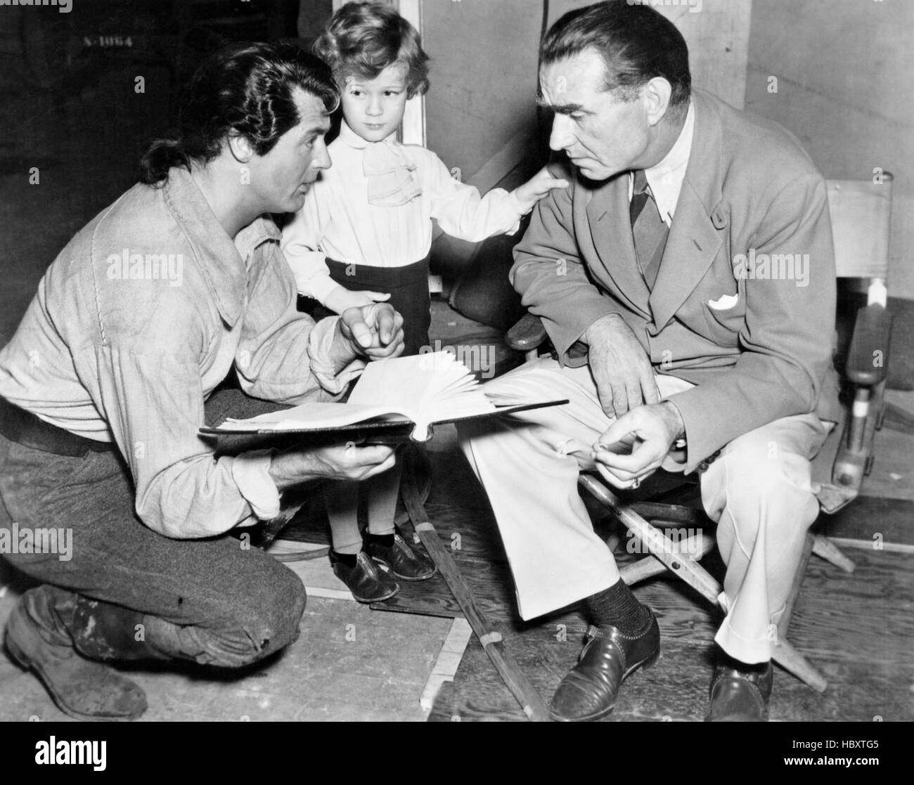 THE HOWARDS OF VIRGINIA, Cary Grant, Richard Lyon, director Frank Lloyd ...