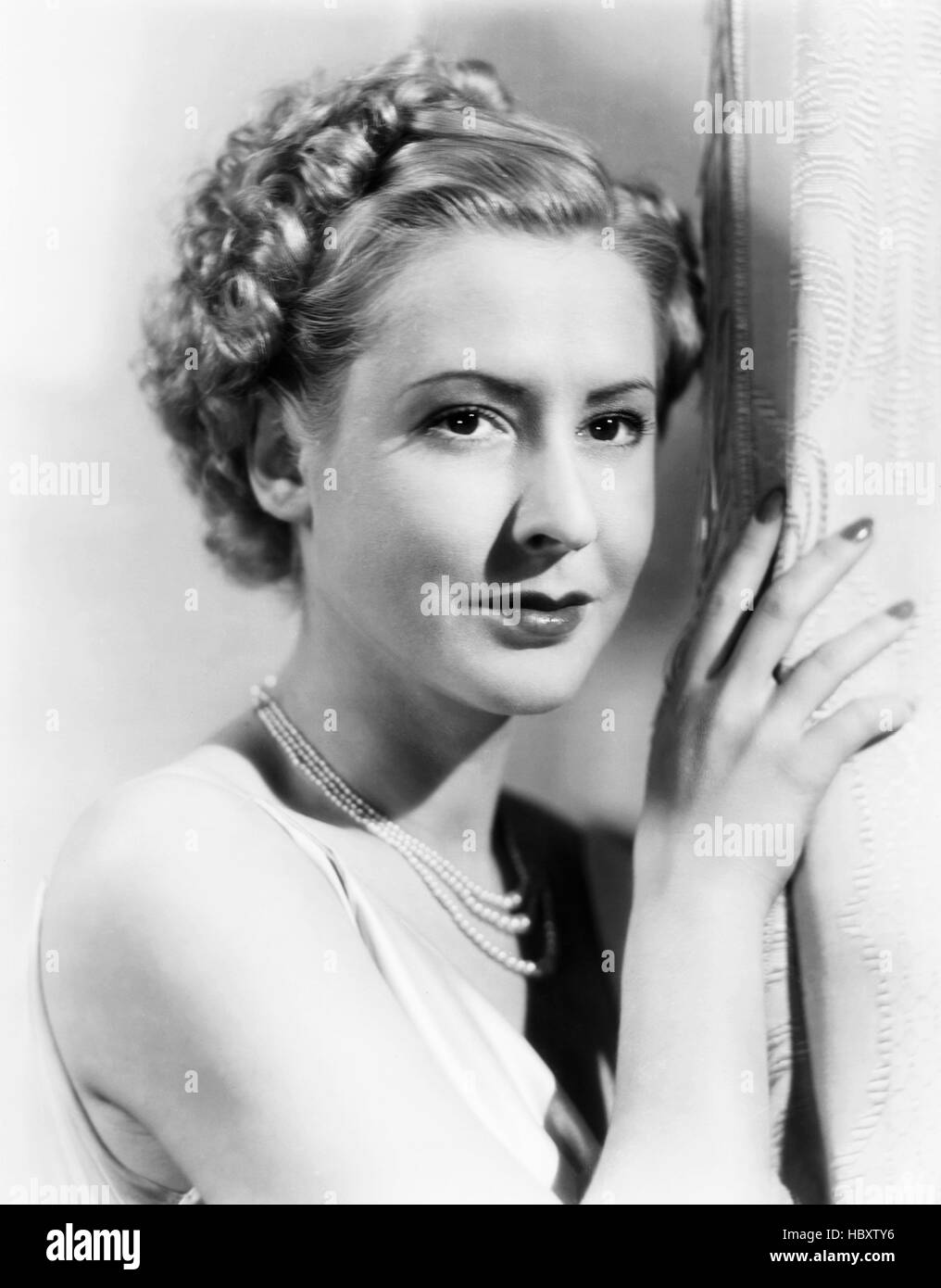 THE HOUSE OF A THOUSAND CANDLES, Mae Clarke, 1936 Stock Photo - Alamy