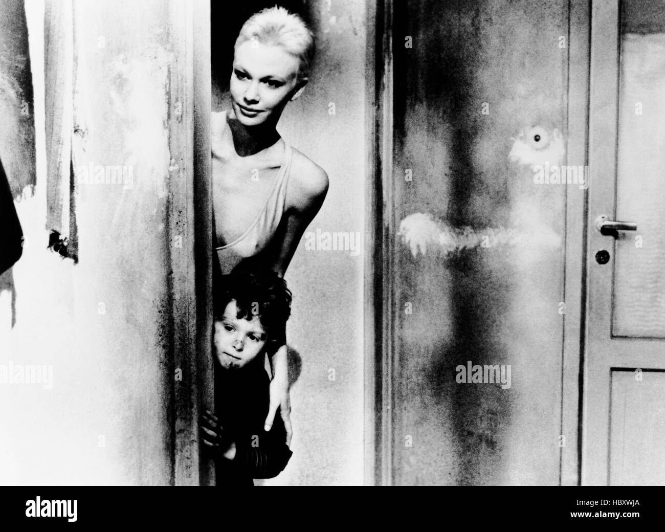 THE ICICLE THIEF, (aka LADRI DI SAPONETTE), from top, Heidi Komarek ...