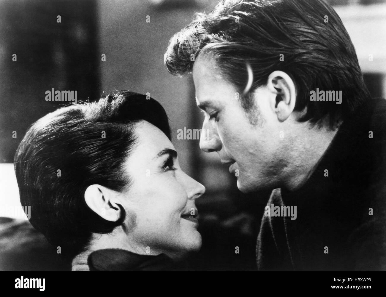THE IDOL, Jennifer Jones, Michael Parks, 1966 Stock Photo - Alamy