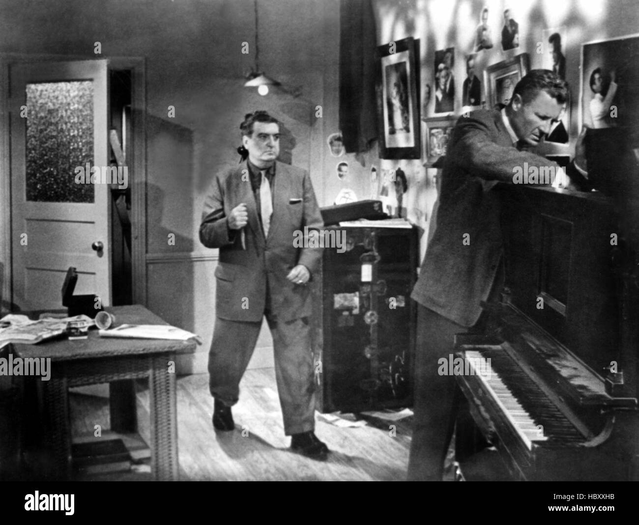 INVISIBLE AVENGER, Richard Derr, 1958 Stock Photo - Alamy