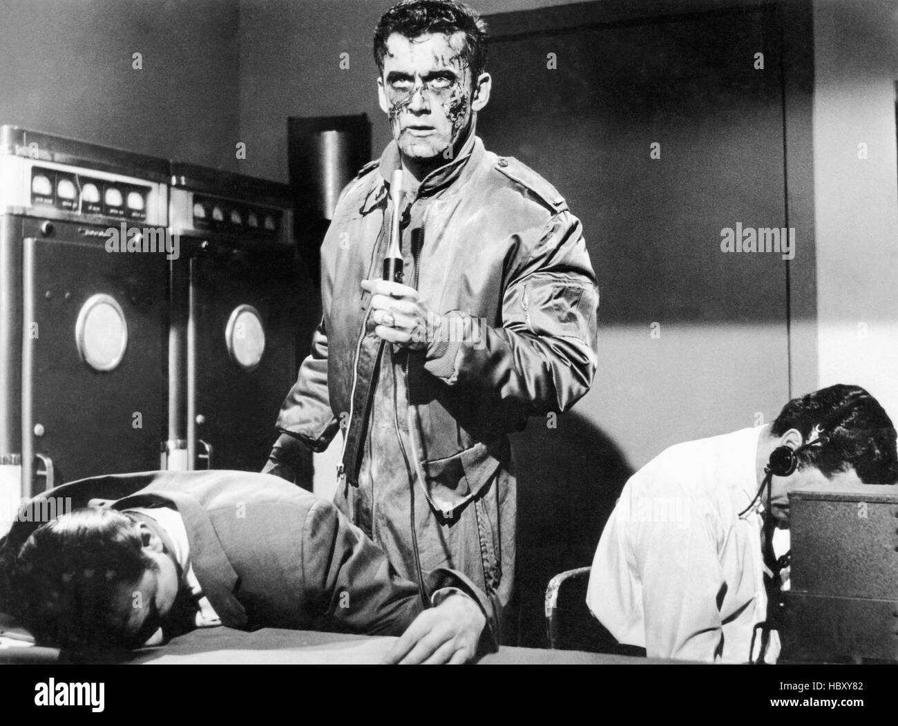 INVISIBLE INVADERS, 1959 Stock Photo - Alamy INVISIBLE INVADERS, 1959 Stock Photo - Alamy