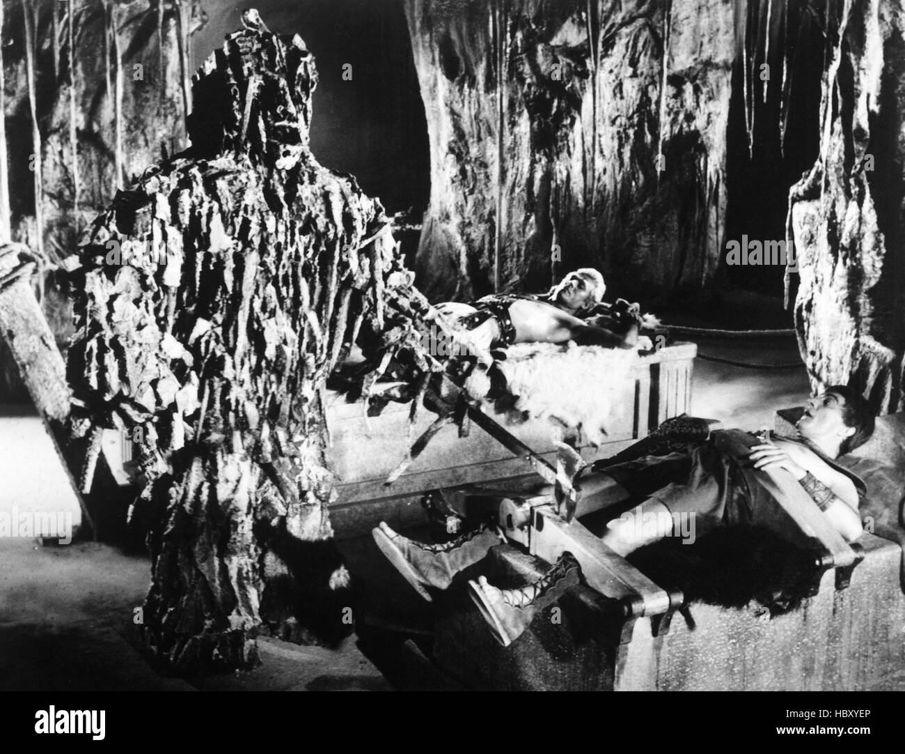 HERCULES IN THE HAUNTED WORLD, George Ardisson (back left), 1961 Stock ...