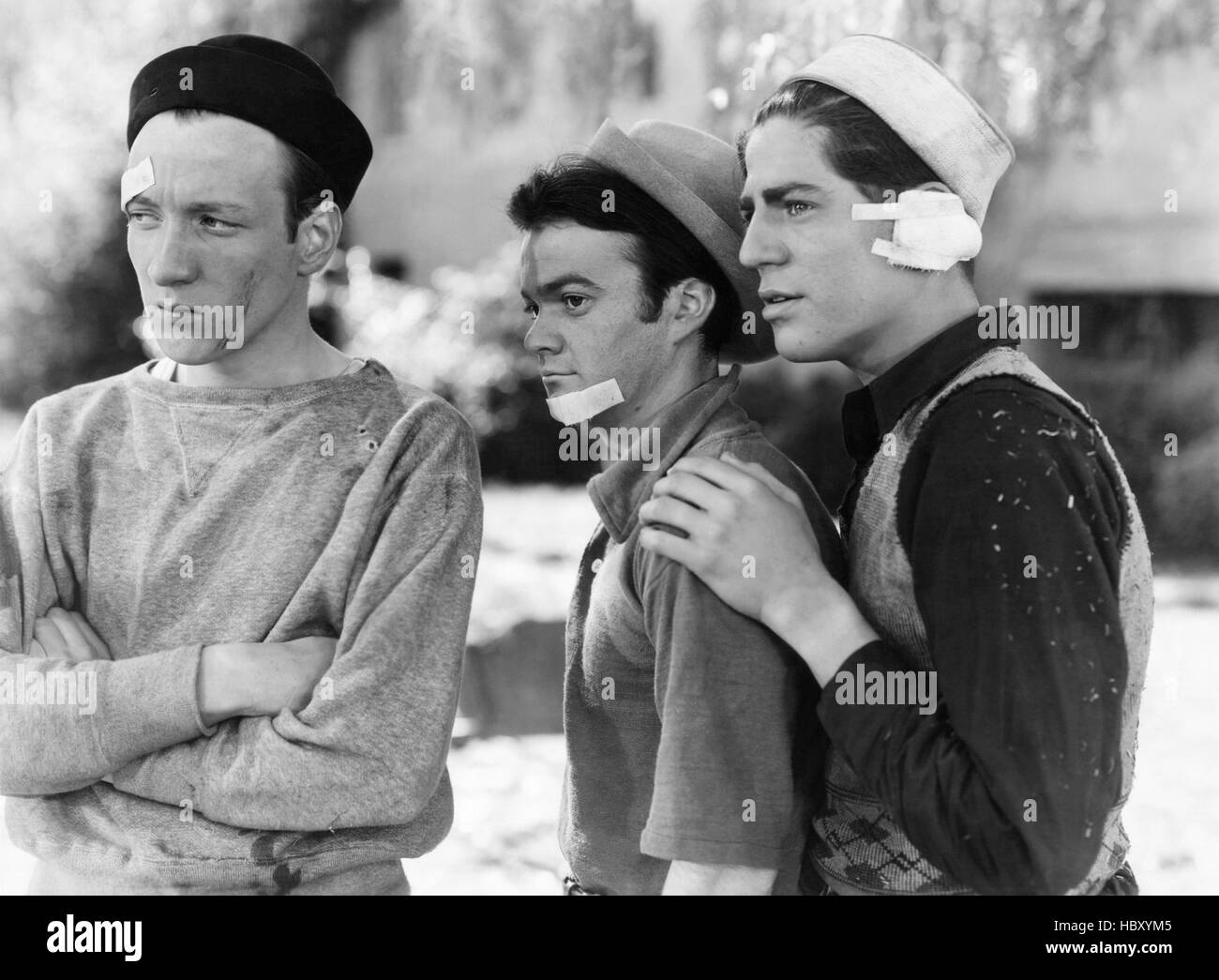 HELL'S KITCHEN, from left, Huntz Hall, Leo Gorcey, Billy Halop, 1939 ...