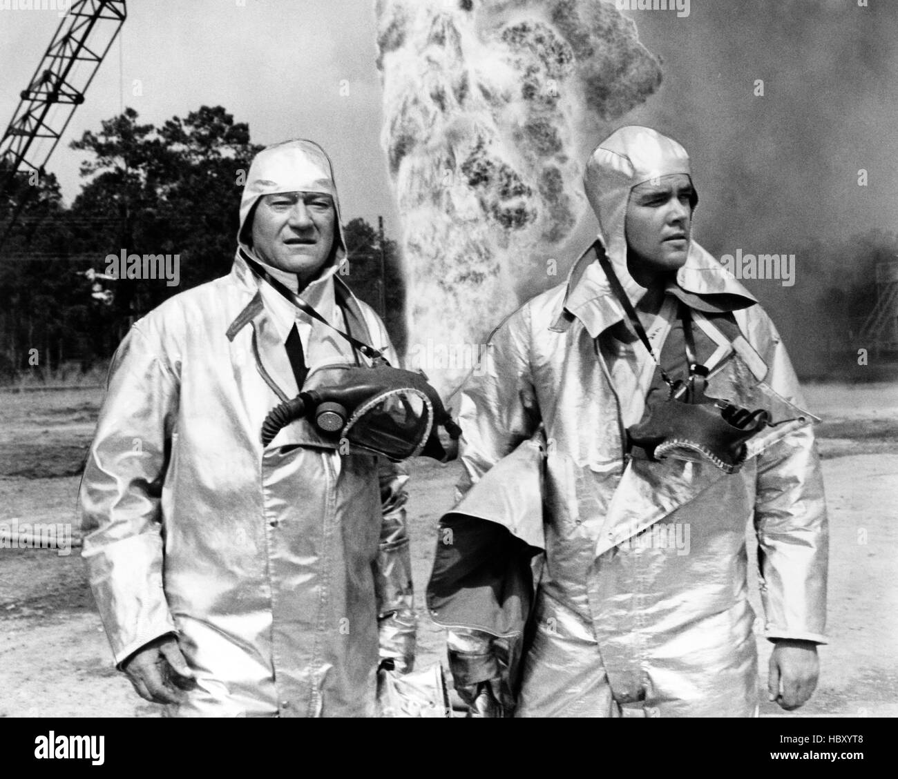 HELLFIGHTERS, John Wayne, Jim Hutton, 1968 Stock Photo - Alamy