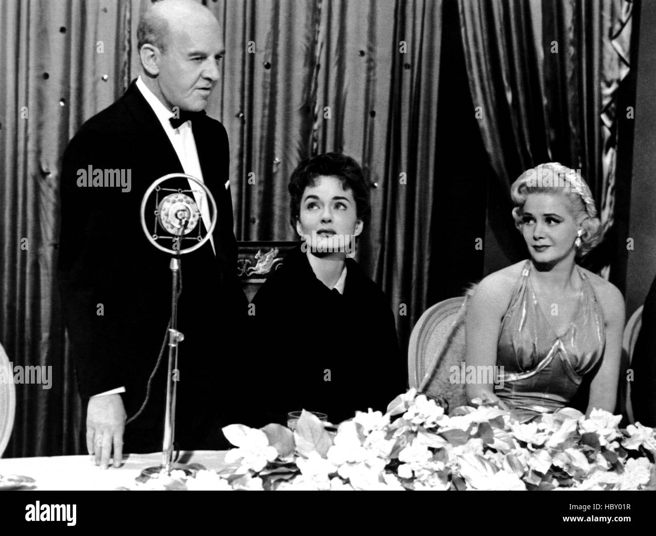 THE HELEN MORGAN STORY, Walter Winchell, Ann Blyth, Cara Williams, 1957 ...