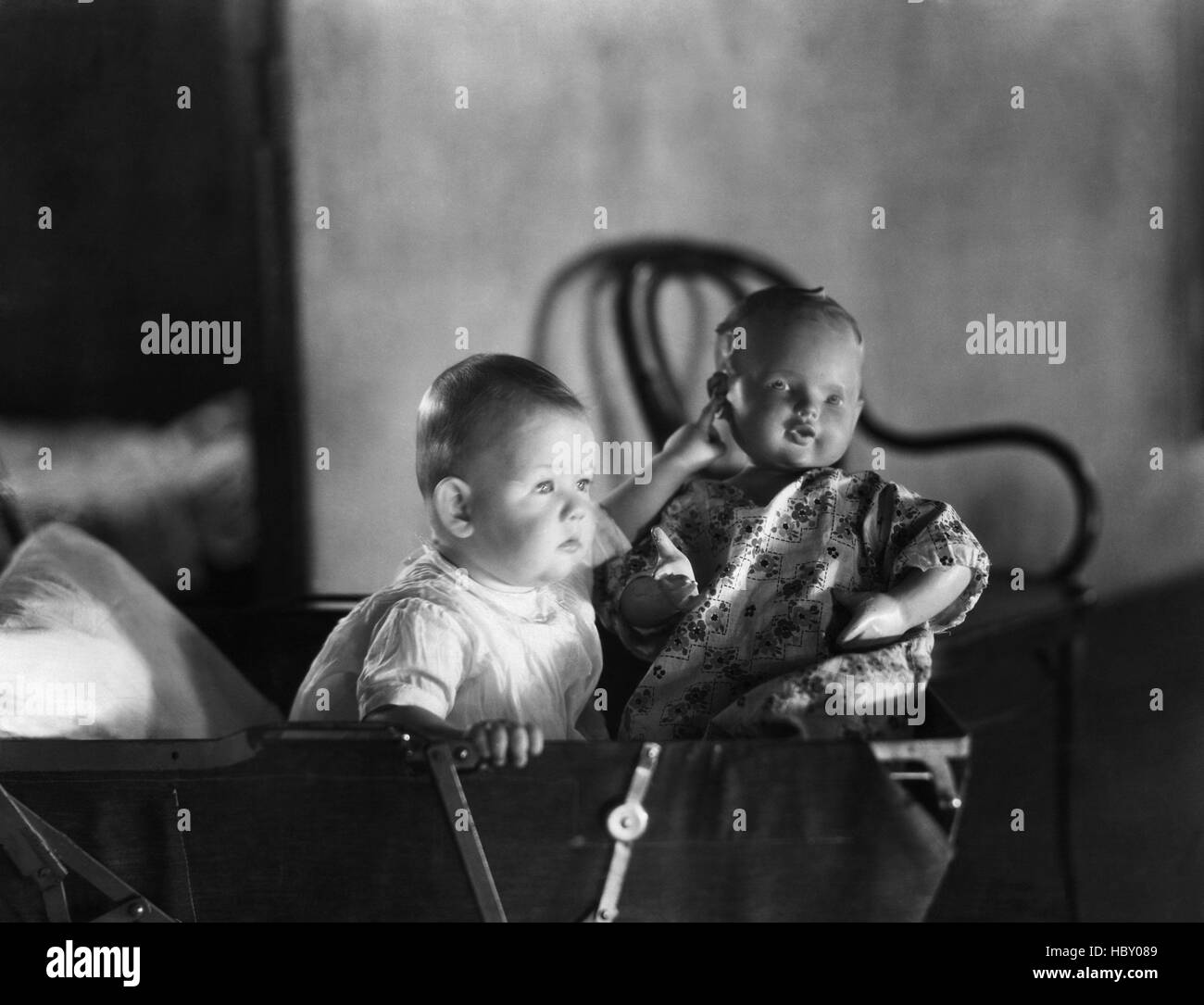 HIS WOMAN, Richard Spiro, 1931 Stock Photo - Alamy