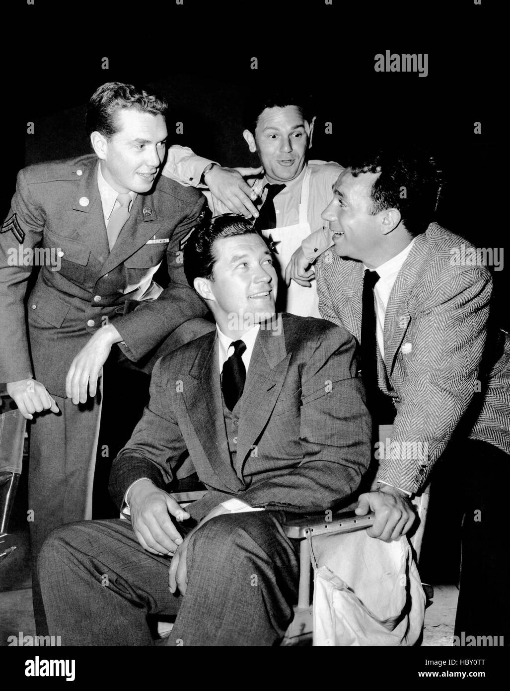HOLLYWOOD CANTEEN, from left, Robert Hutton, Dennis Morgan, (seated ...