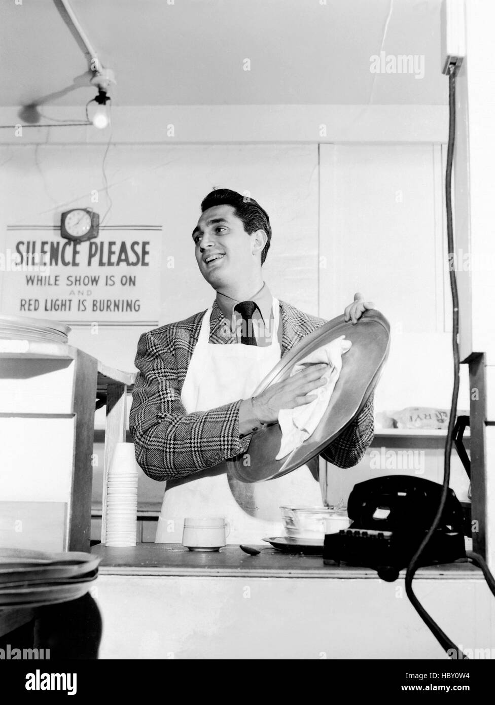 HOLLYWOOD CANTEEN, Robert Alda, 1944 Stock Photo - Alamy