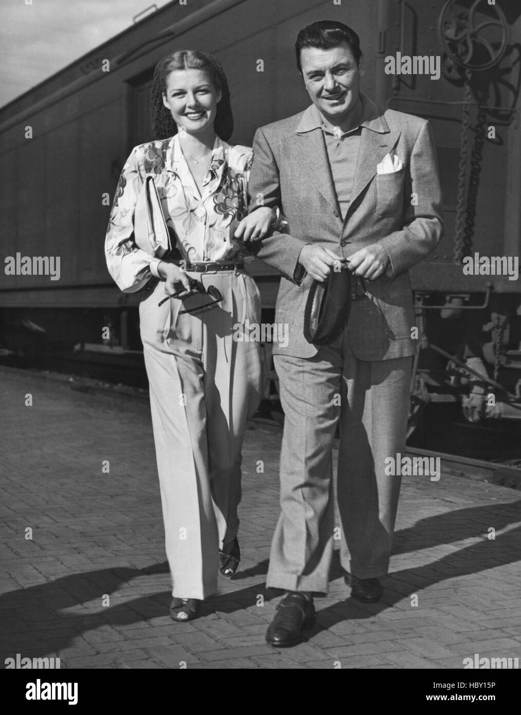 HONEYMOON FOR THREE, from left: Ann Sheridan, George Brent on set, 1941 ...