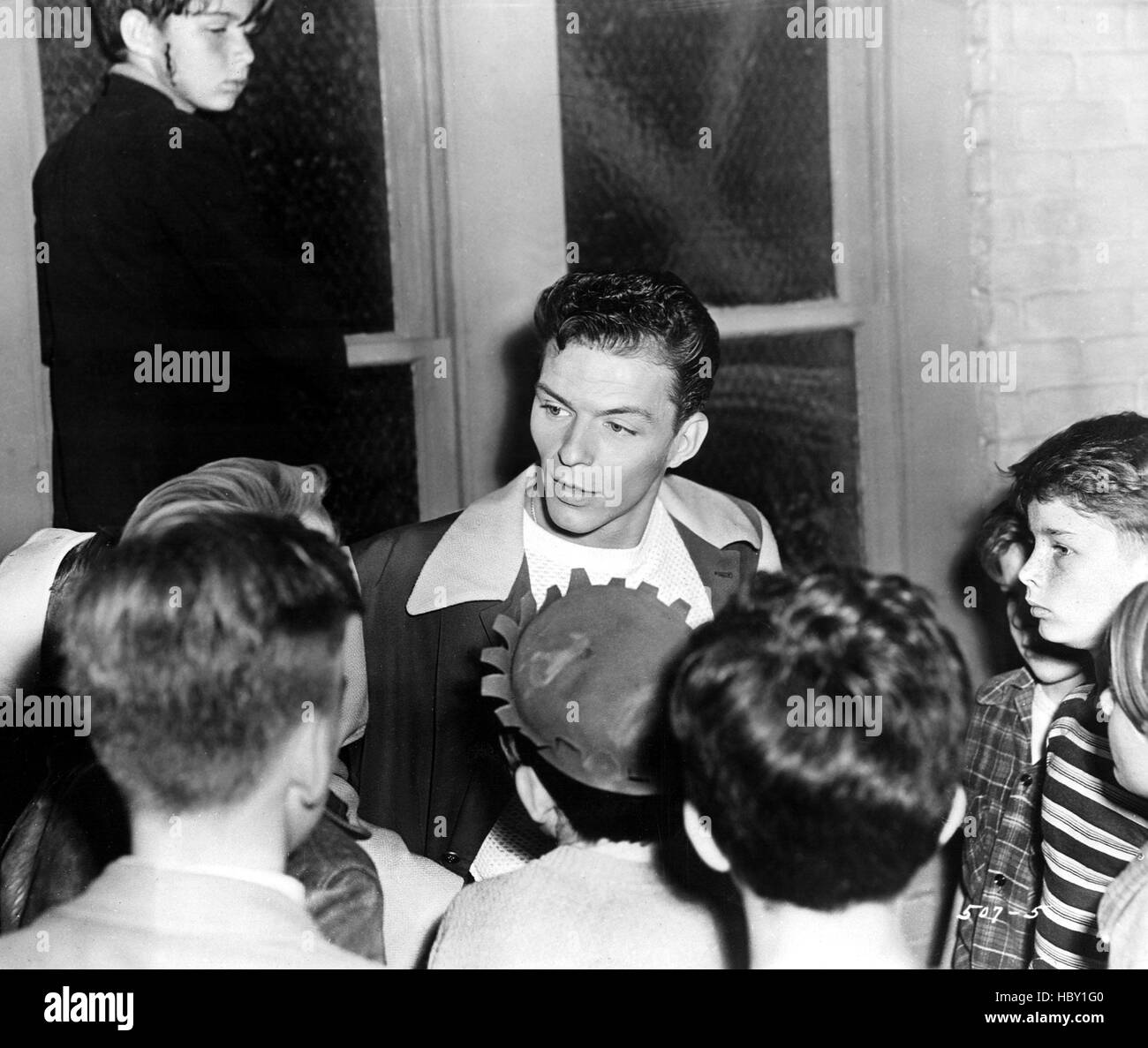 HOUSE I LIVE IN, THE, Ronnie Ralph, Frank Sinatra, 1945 Stock Photo - Alamy