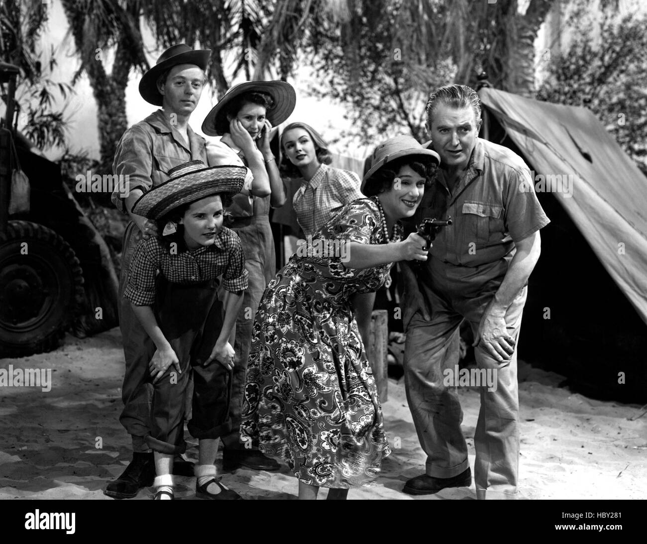 THE HUGGETTS ABROAD, Jimmy Hanley, Petula Clark, Sinah Sheridan, Susan ...