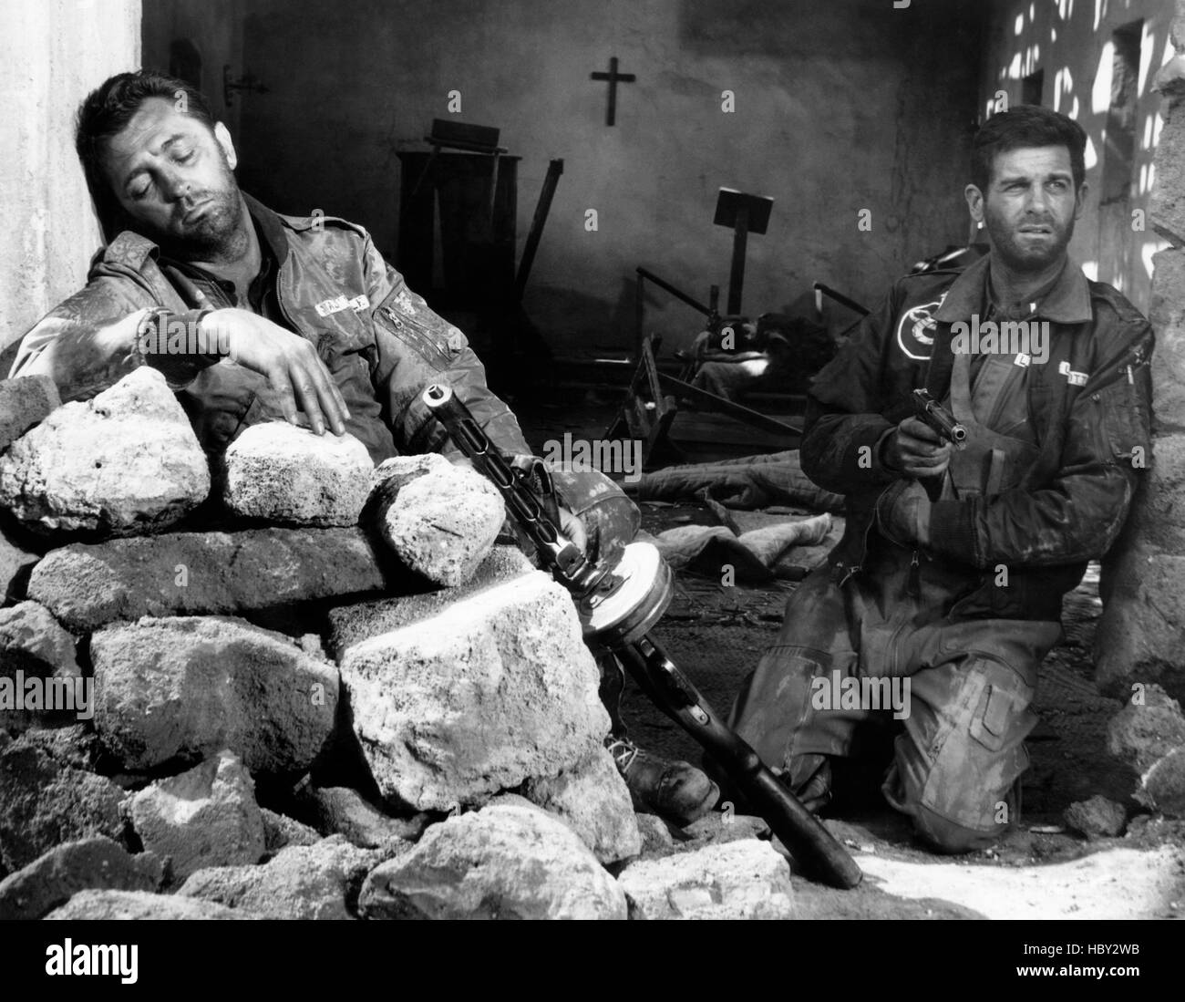 THE HUNTERS, Robert Mitchum, Lee Philips, 1958, (c) 20th Century Fox ...