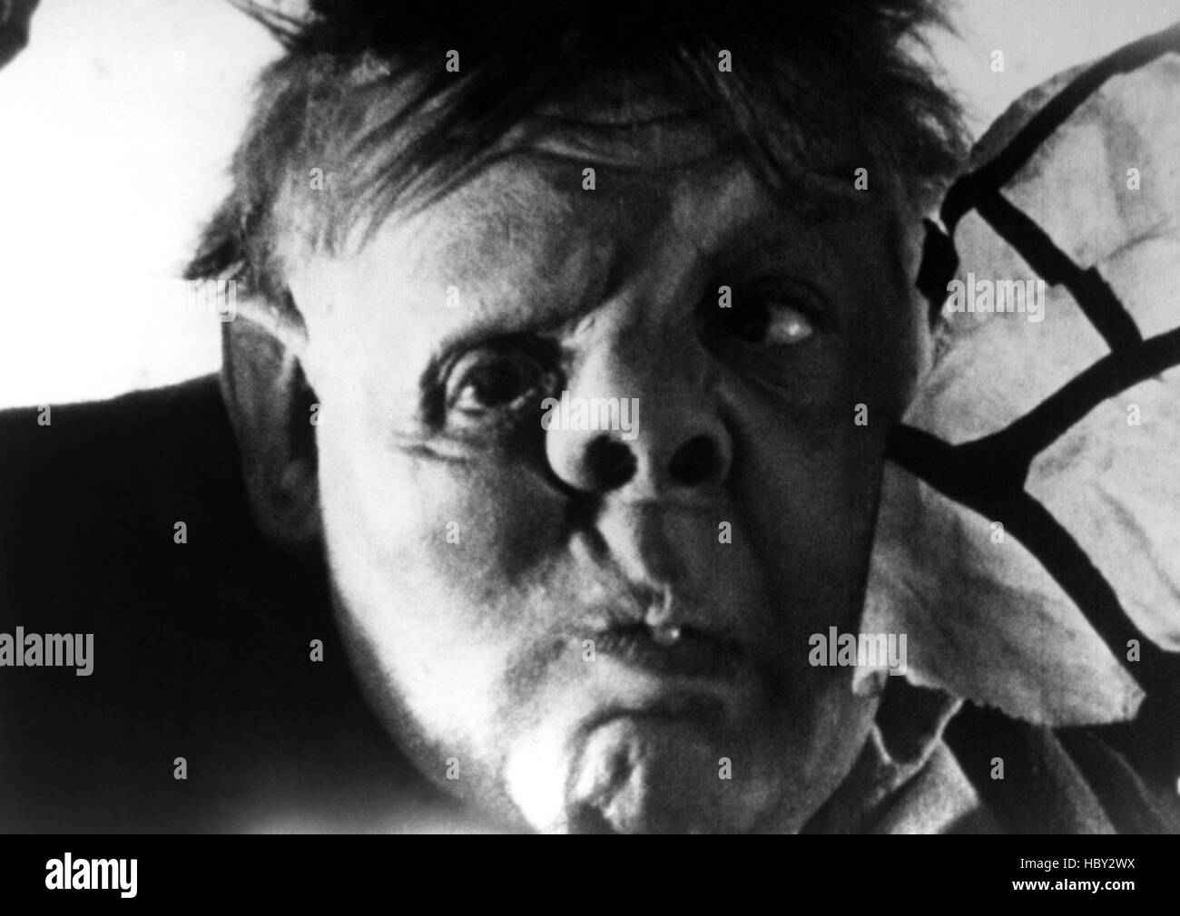 THE HUNCHBACK OF NOTRE DAME, Charles Laughton, 1939 Stock Photo - Alamy