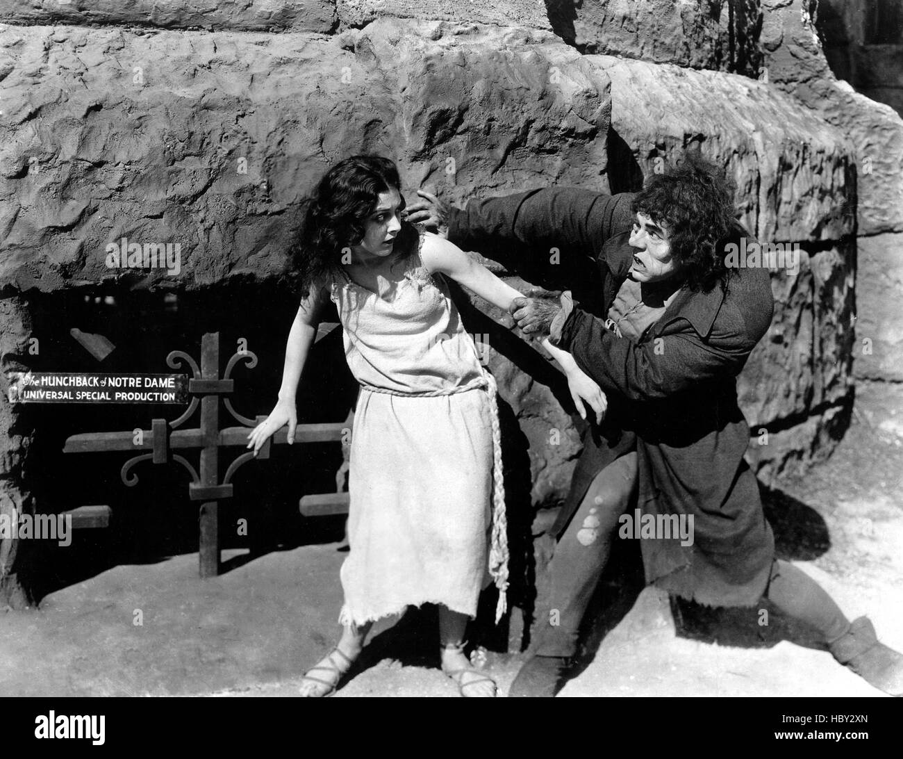 Hunchback of notre dame 1923 hi-res stock photography and images - Alamy