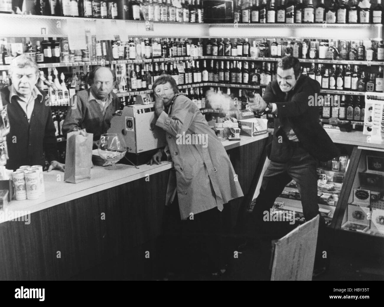 HUSTLE, from left: Dave Willock, Alvin Hammer, Queenie Smith, Burt ...