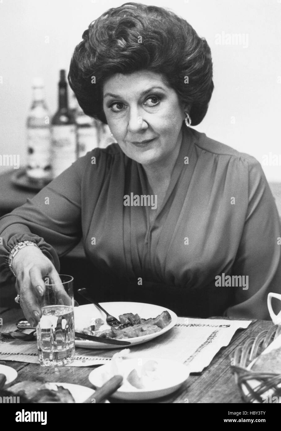 INTERIORS, Maureen Stapleton, 1978, © United Artists/courtesy Everett ...