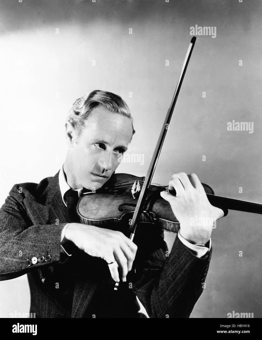 Leslie howard 1939 hi-res stock photography and images - Alamy