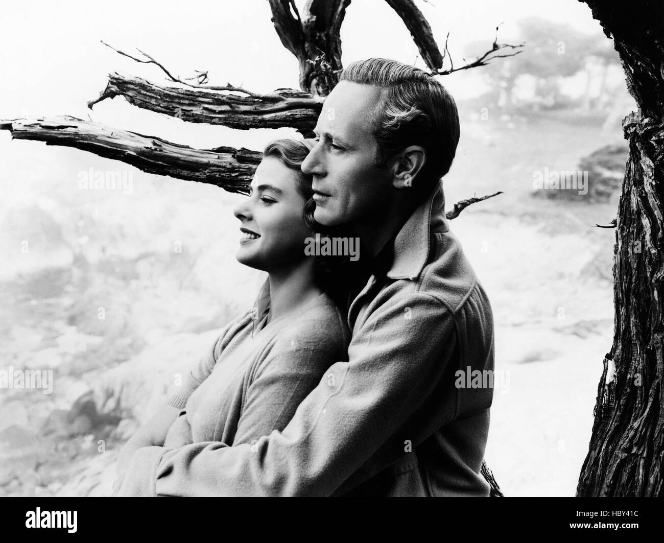 INTERMEZZO: A LOVE STORY, from left, Ingrid Bergman, Leslie Howard ...