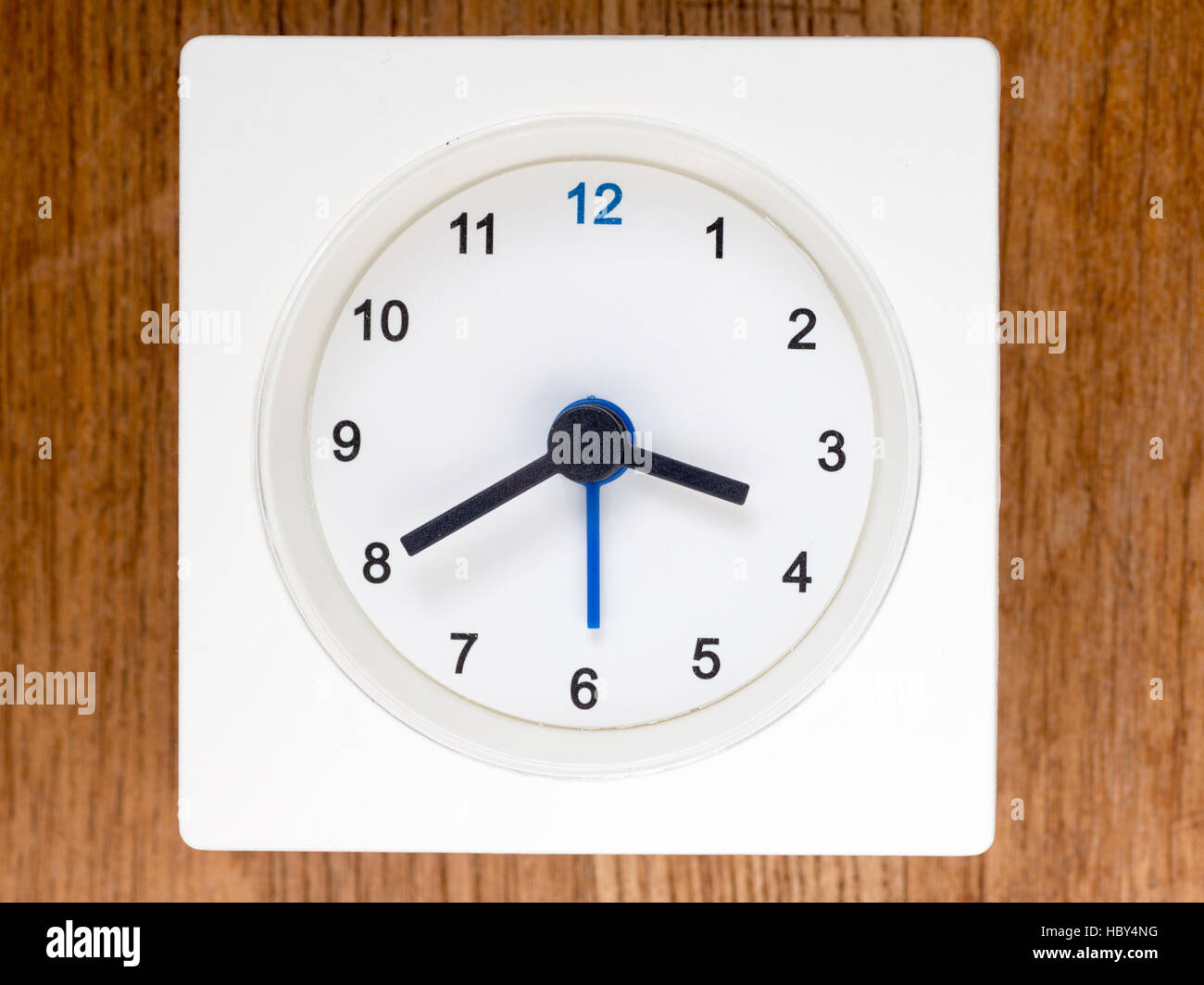 3 30 clock hi-res stock photography and images - Alamy