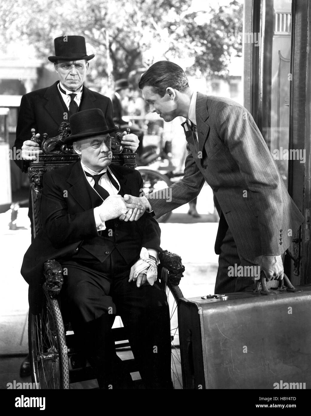 IT'S A WONDERFUL LIFE, Frank Hagney, Lionel Barrymore, James Stewart ...