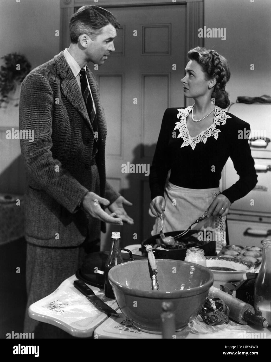 IT'S A WONDERFUL LIFE, James Stewart, Donna Reed, 1946 Stock Photo - Alamy