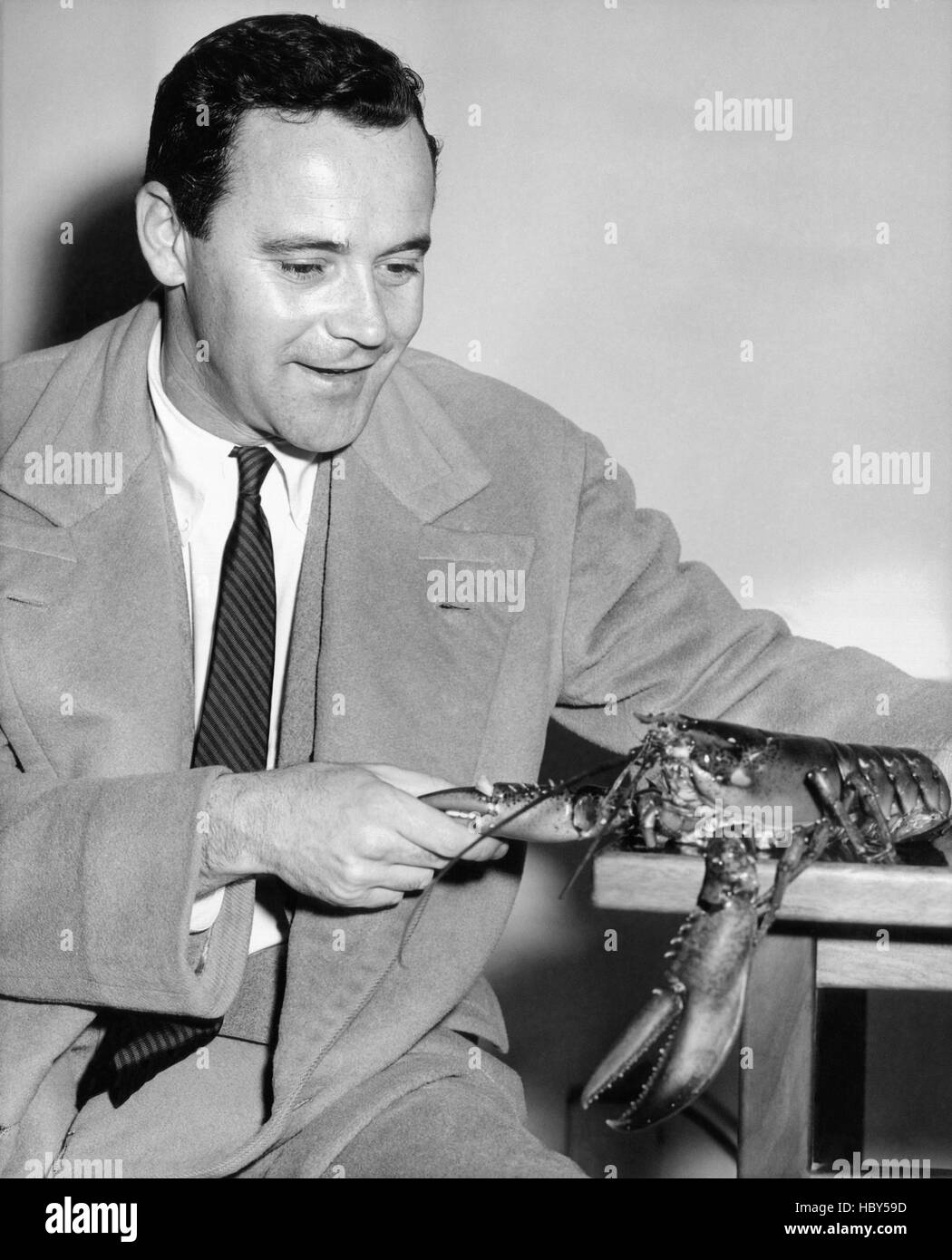 IT HAPPENED TO JANE, Jack Lemmon, greeting his costar, Sam the Lobster ...