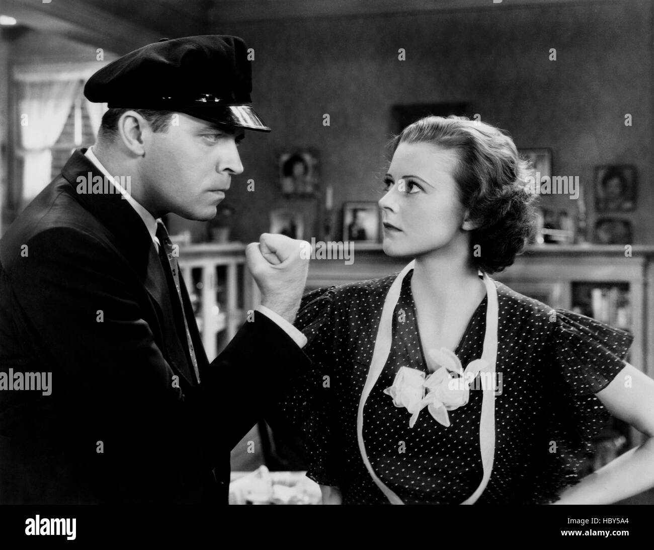 IT HAPPENED IN NEW YORK, from left, Lyle Talbot, Heather Angel, 1935 ...