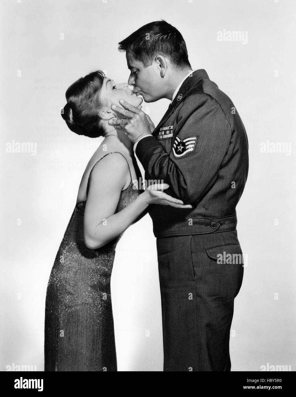 IT STARTED WITH A KISS, from left, Debbie Reynolds, Glenn Ford, 1959 ...