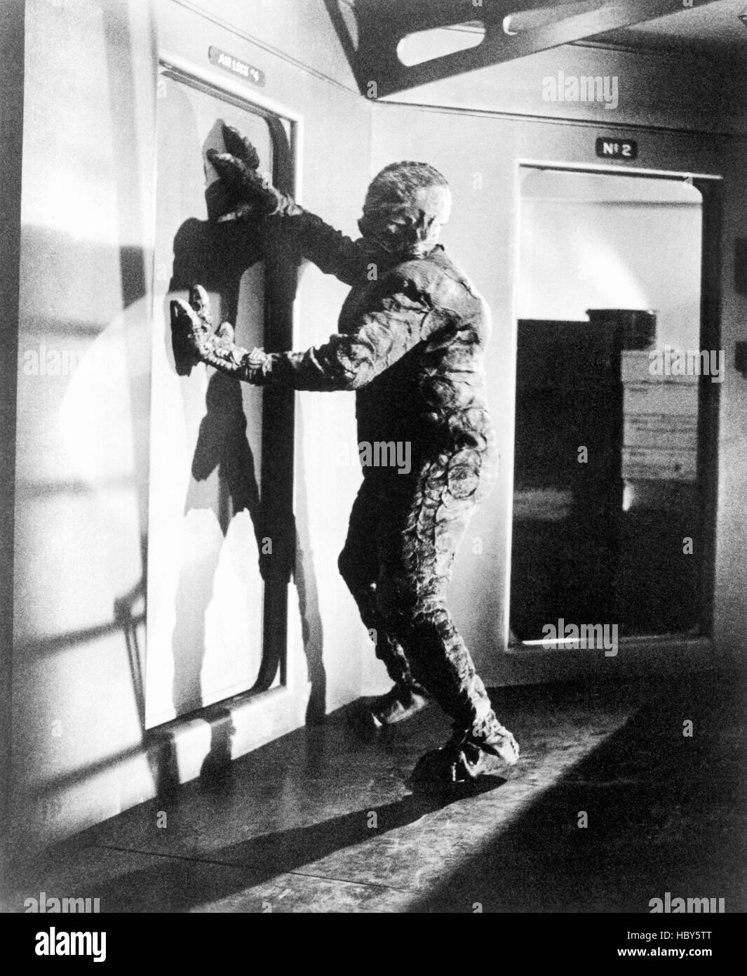 IT! THE TERROR FROM BEYOND SPACE, Ray Corrigan, 1958 Stock Photo - Alamy