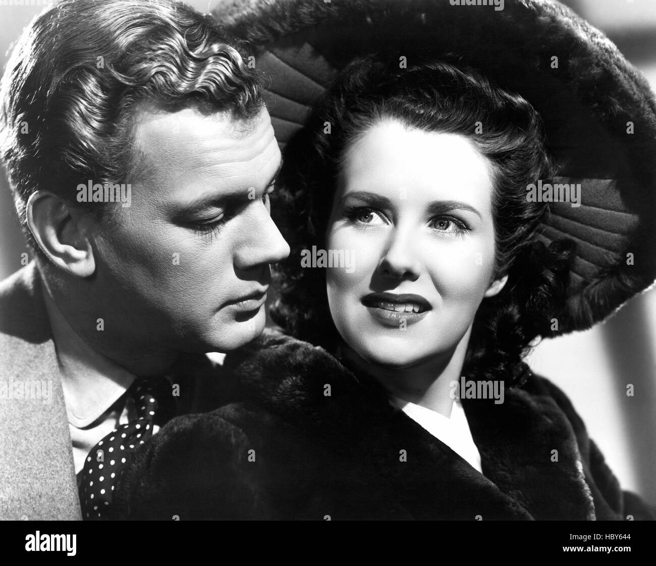 JOURNEY INTO FEAR, Joseph Cotten, Ruth Warrick, 1943 Stock Photo - Alamy