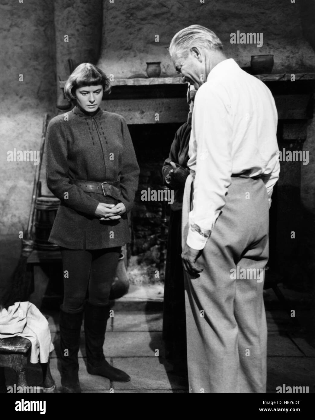 JOAN OF ARC, from left: Ingrid Bergman, director Victor Fleming on set ...