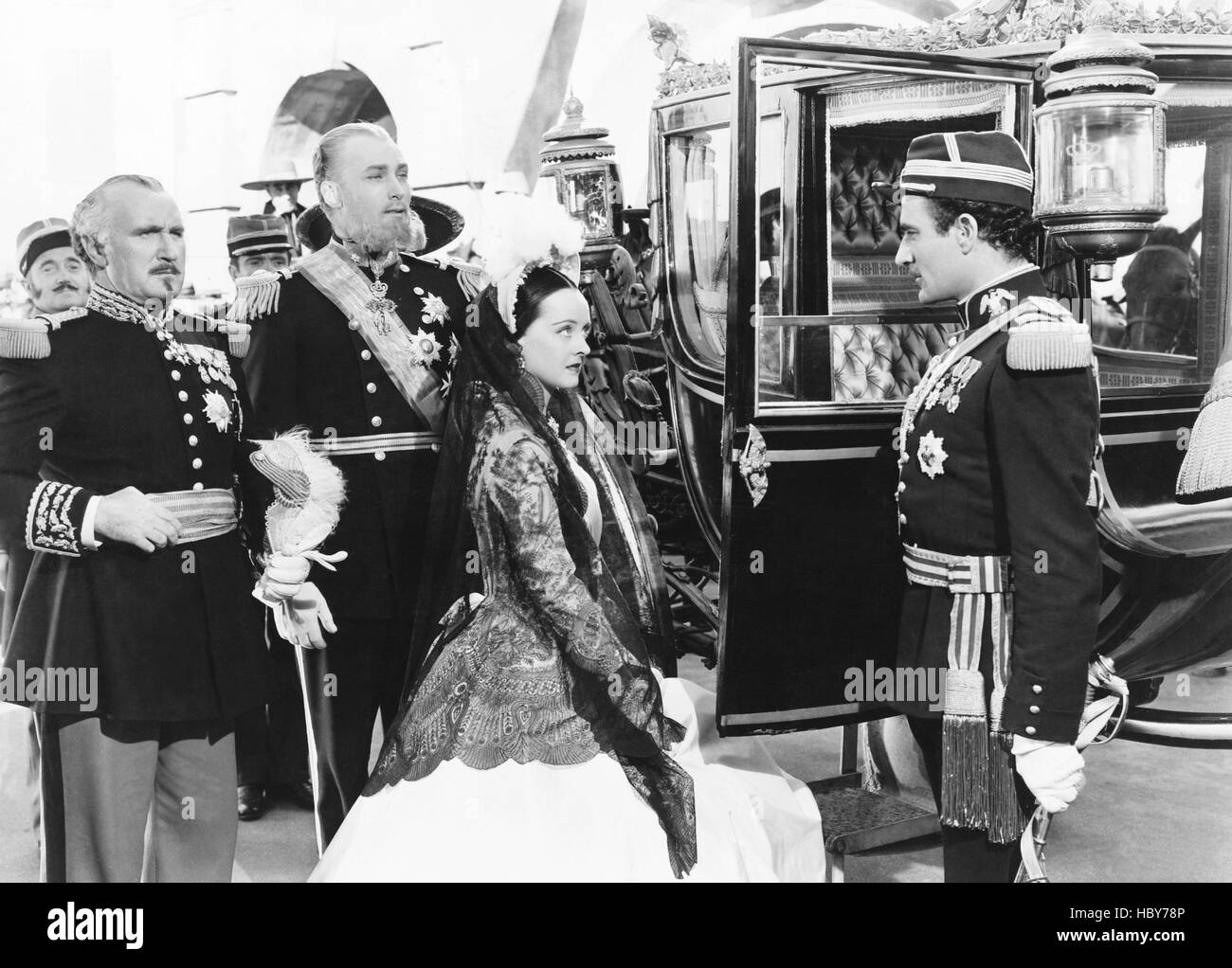 JUAREZ, from left, Donald Crisp, Brian Aherne, Bette Davis, Gilbert ...