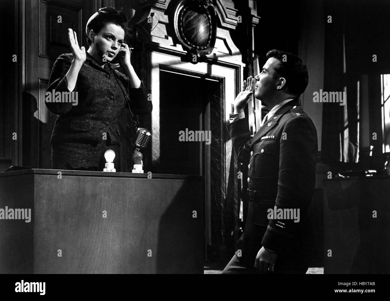 JUDGMENT AT NUREMBERG, Judy Garland, William Shatner, 1961 Stock Photo ...