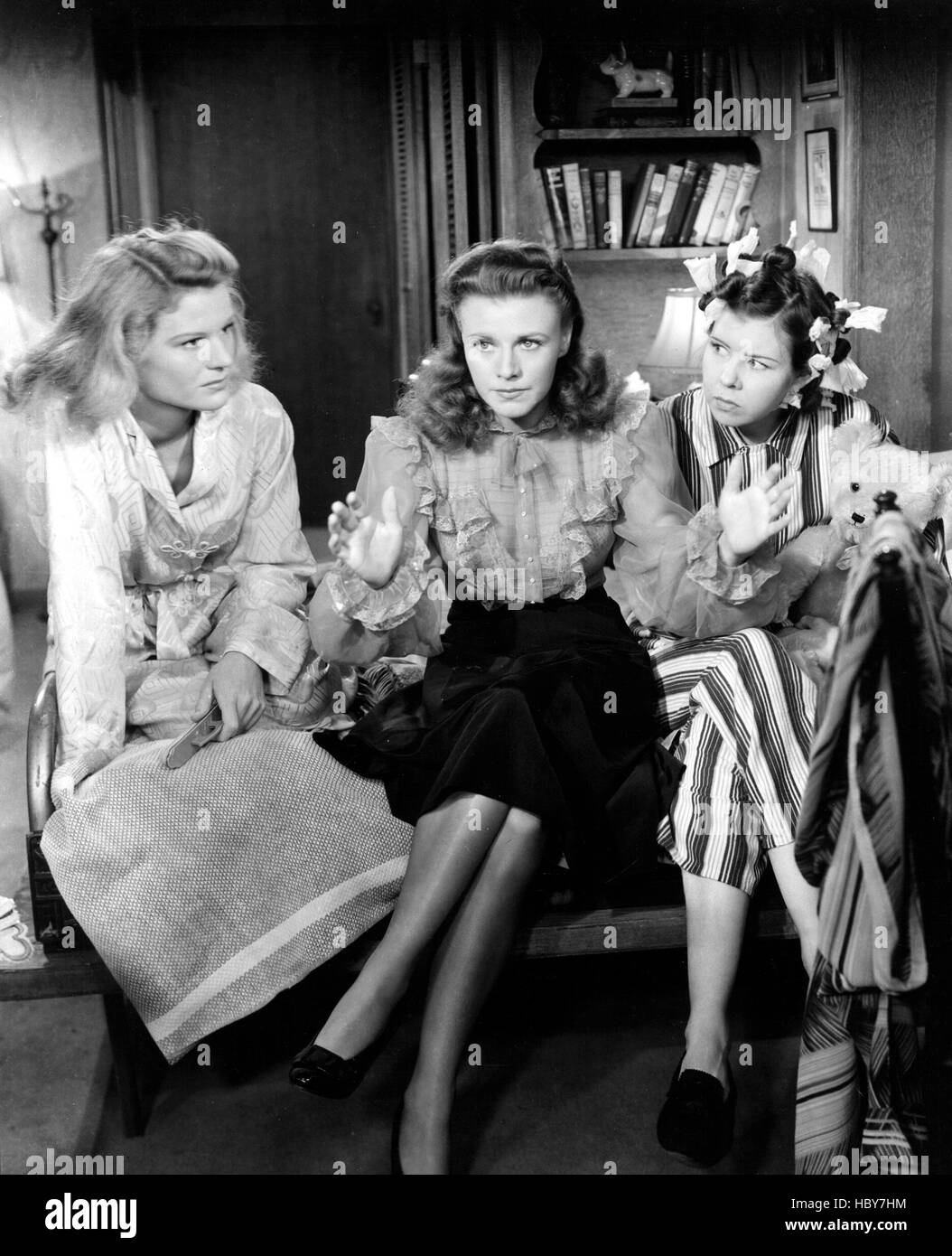 KITTY FOYLE, K.T. Stevens, Ginger Rogers, Mary Treen, 1940 Stock Photo ...
