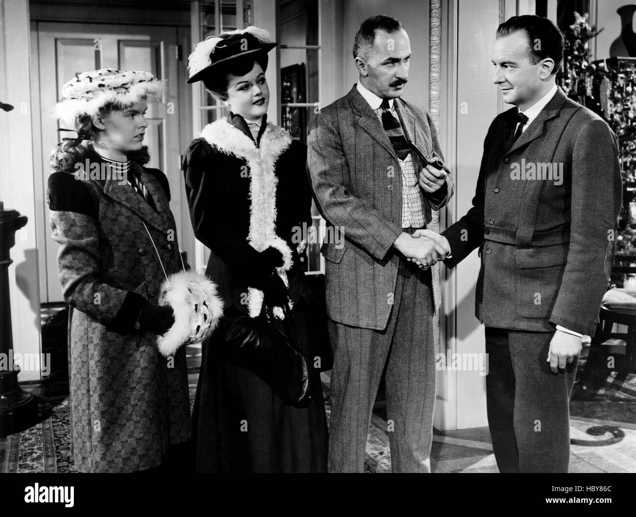 KIND LADY, from left, Sherlee Collier, Angela Lansbury, Keenan Wynn ...